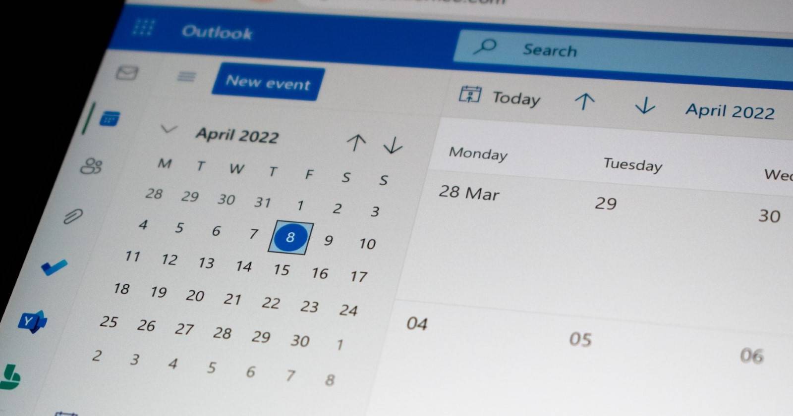 8 Ways to Fix Microsoft Outlook Crashing on Windows