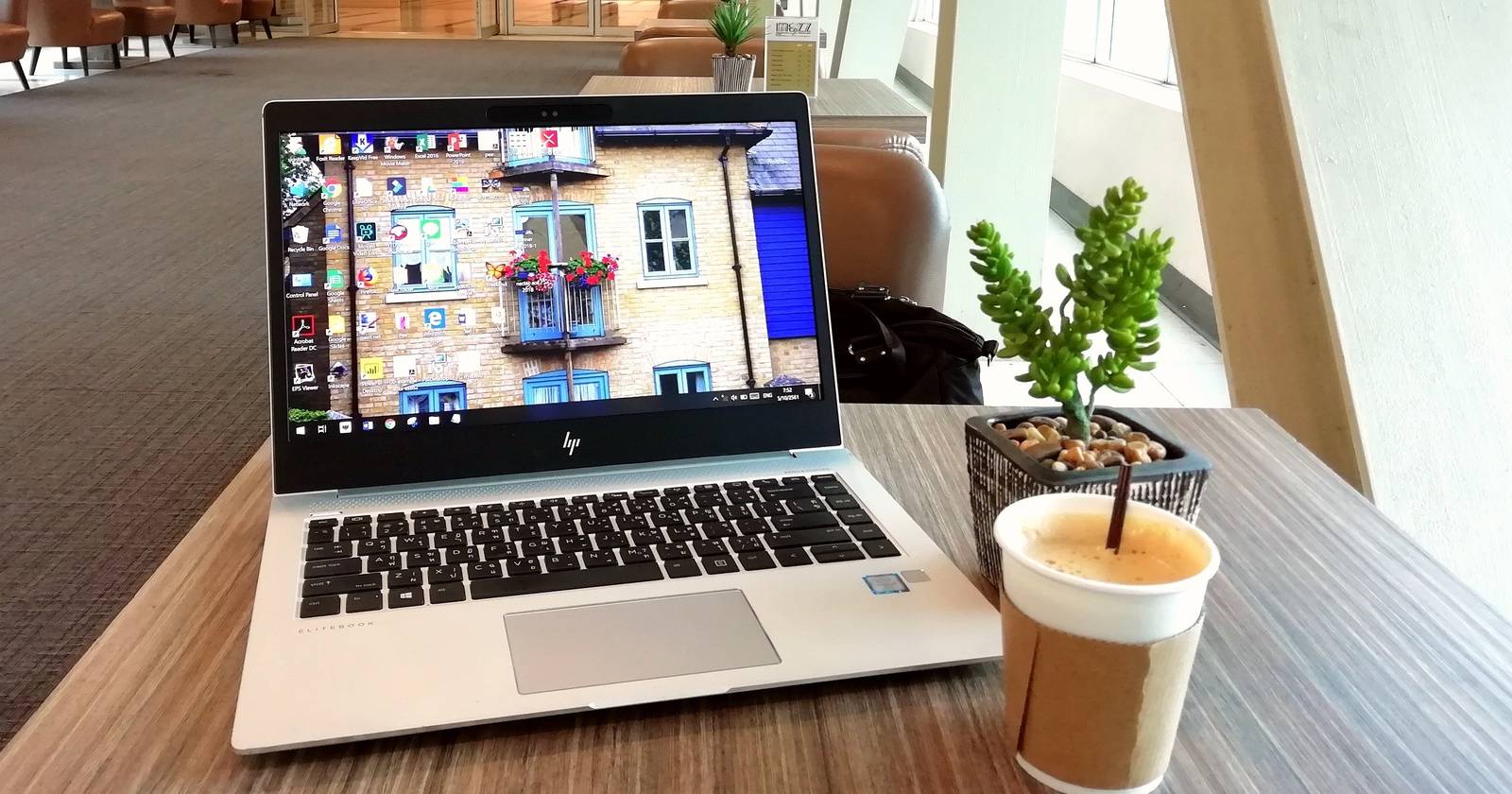 9 Signs Your Laptop Has Water Damage & What You Should Do Next