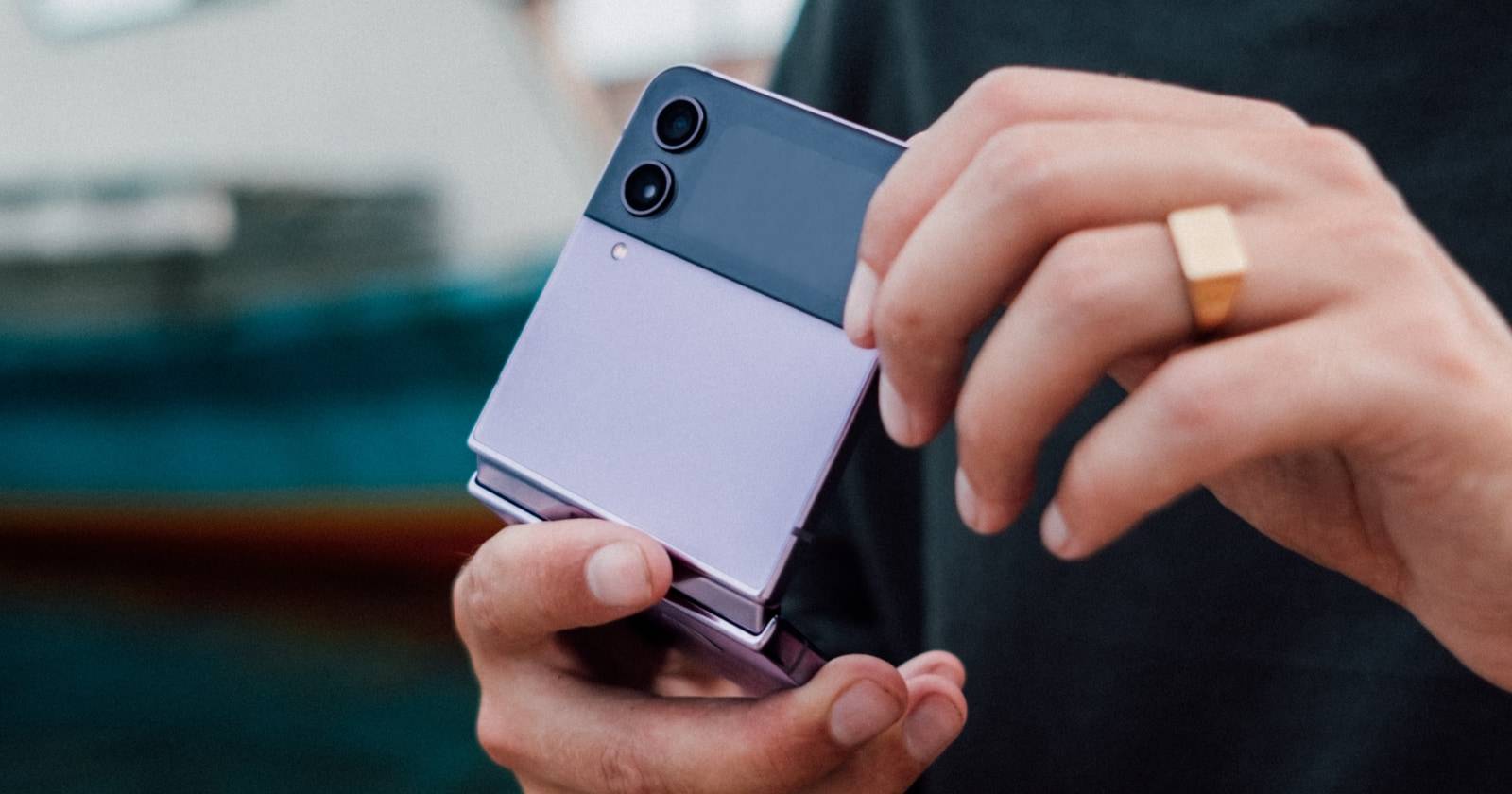Cover Displays on Foldable Phones Are Getting Bigger: Here Are 3 Ways ...