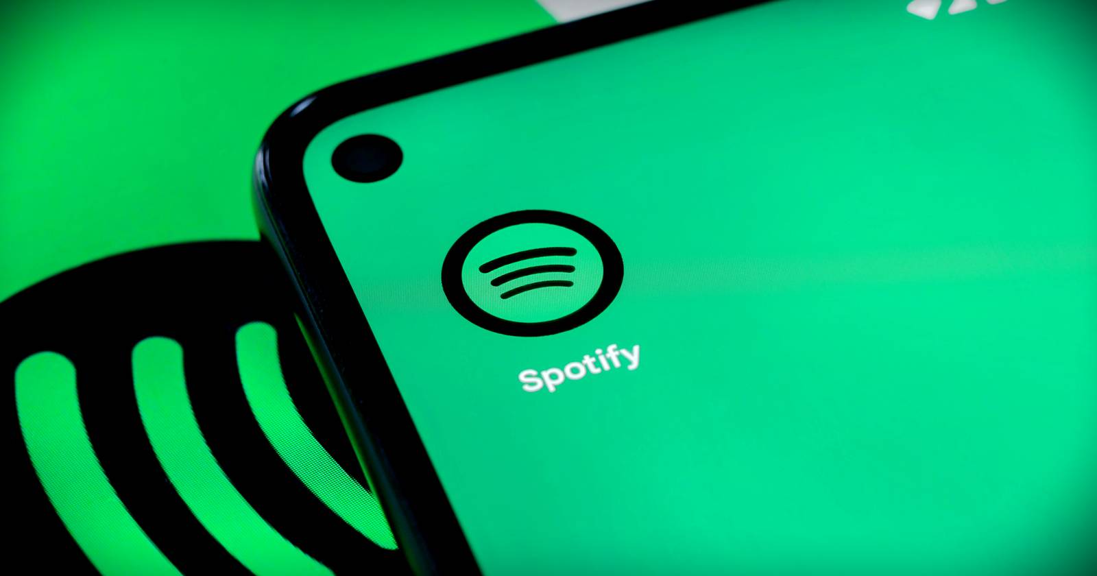 Beyond the AI DJ: 8 Ways AI Is Improving Your Spotify Music Experience