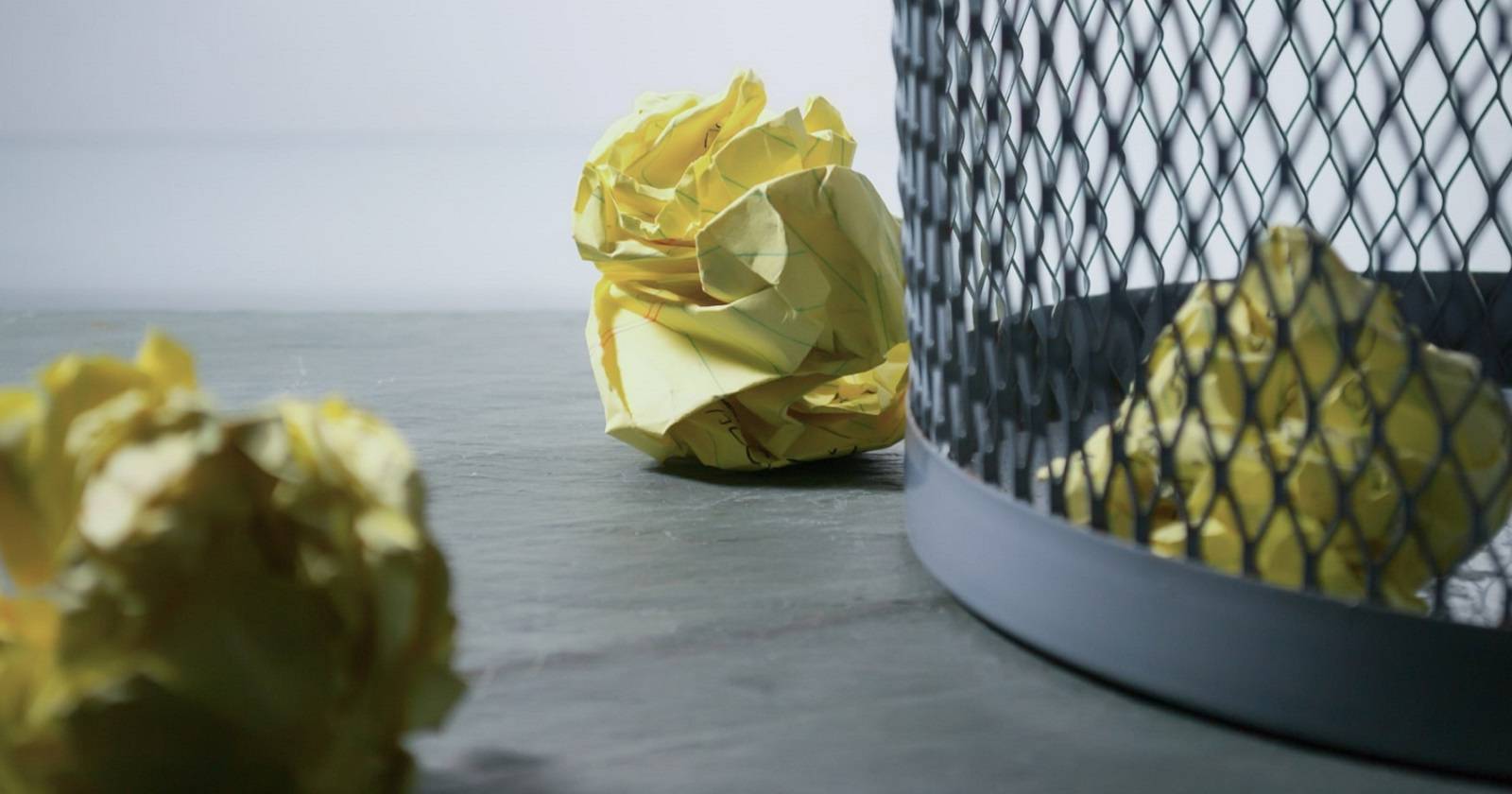 How to Add a Desktop Trash Bin for Permanently Deleting Files on ...