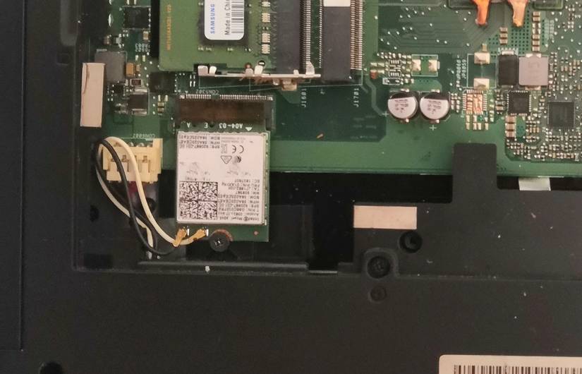 How to Replace Your Laptop’s Wi-Fi Adapter