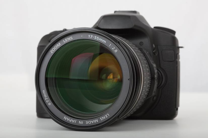 Fixed vs. Variable Aperture: Which Lens Do You Need?