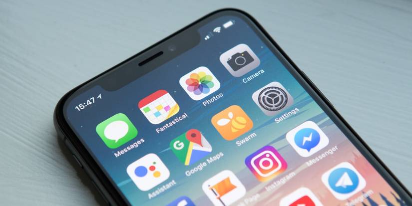 5 Ways to Make Your iPhone Boring for Mindfulness and Focus