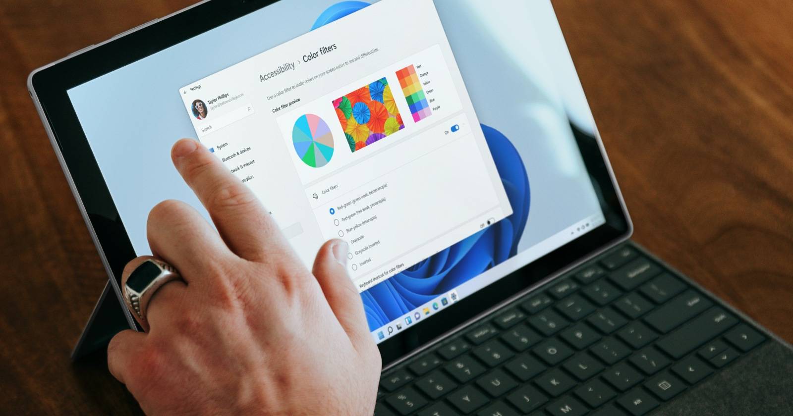 How to Re-Register Microsoft Store Apps on Windows 10 & 11