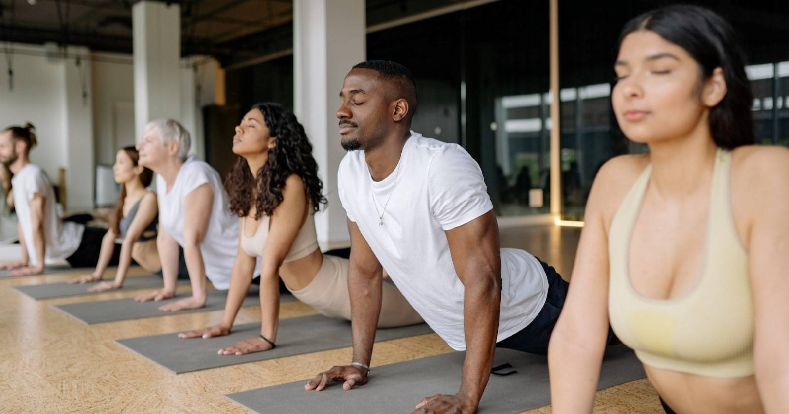 How to Choose the Right Yoga Style and Online Resource for Your Goals