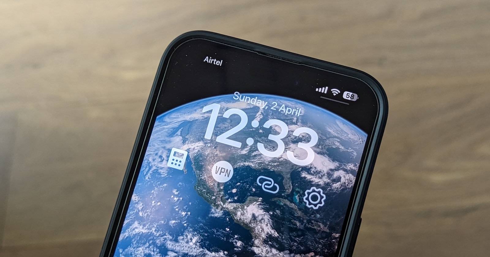 How to Launch Apps From Your iPhone's Lock Screen Using Lock Launcher
