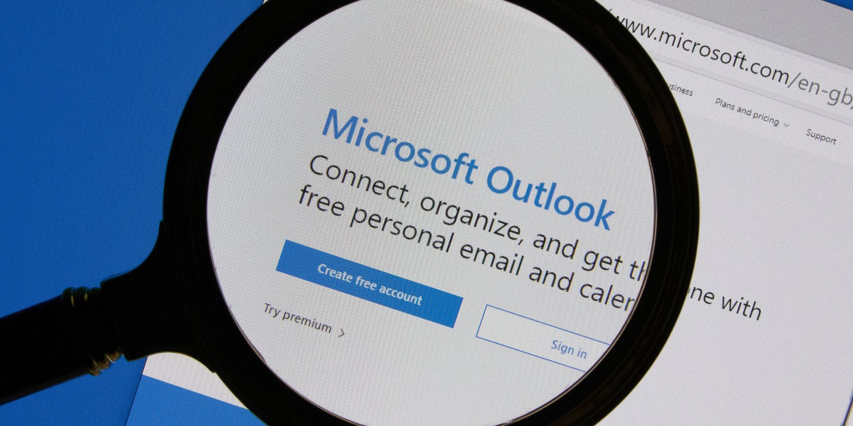 You Can Now Voice Dictate Emails in Microsoft Outlook, but Should You?