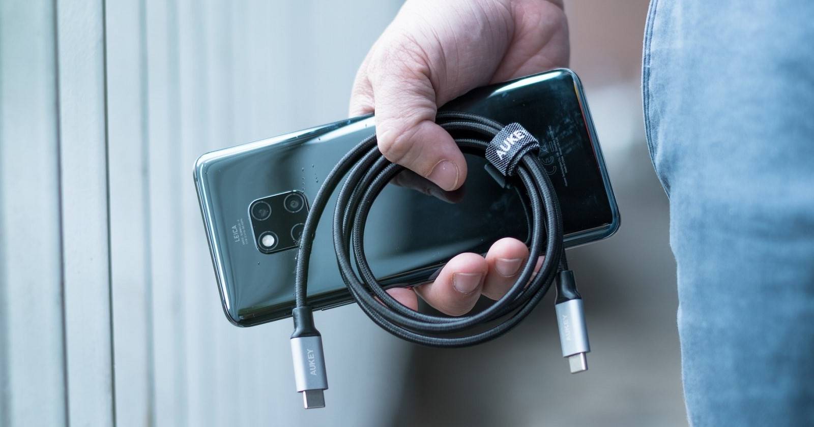Can You Stream Video Over USB? Every USB Video Transmission Standard ...