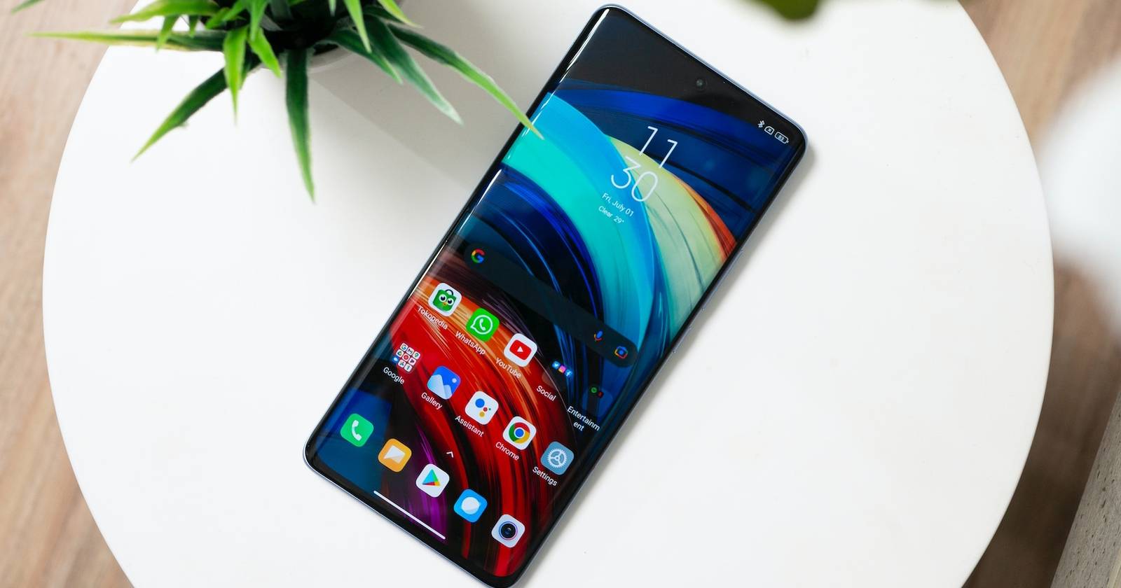 Three-Button vs. Gesture Navigation on Android: Which One Is Better?