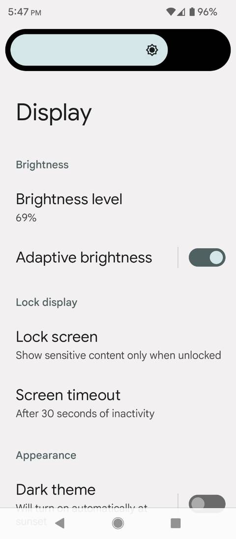 7 Display Settings on Your Android Phone That Are Worth Changing