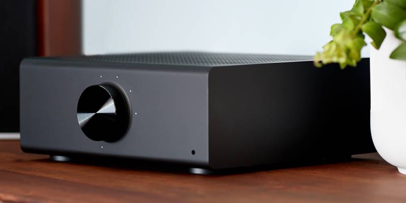 How the Amazon Echo Link Can Bring Any Stereo System Into the Alexa Age