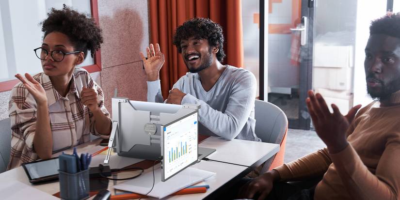 Make Your Laptop Part of a Three-Screen Setup With the FOPO Max 14-Inch ...