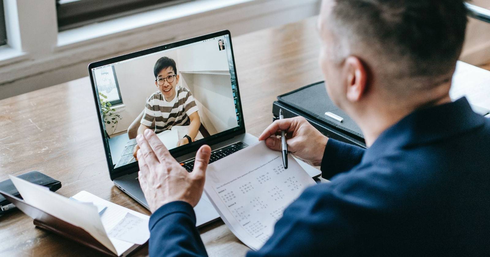 How to Monetize Your Tech Skills With an Online Course