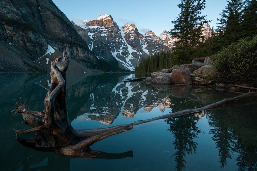 What Is Reflection Photography? And How to Get the Best Results