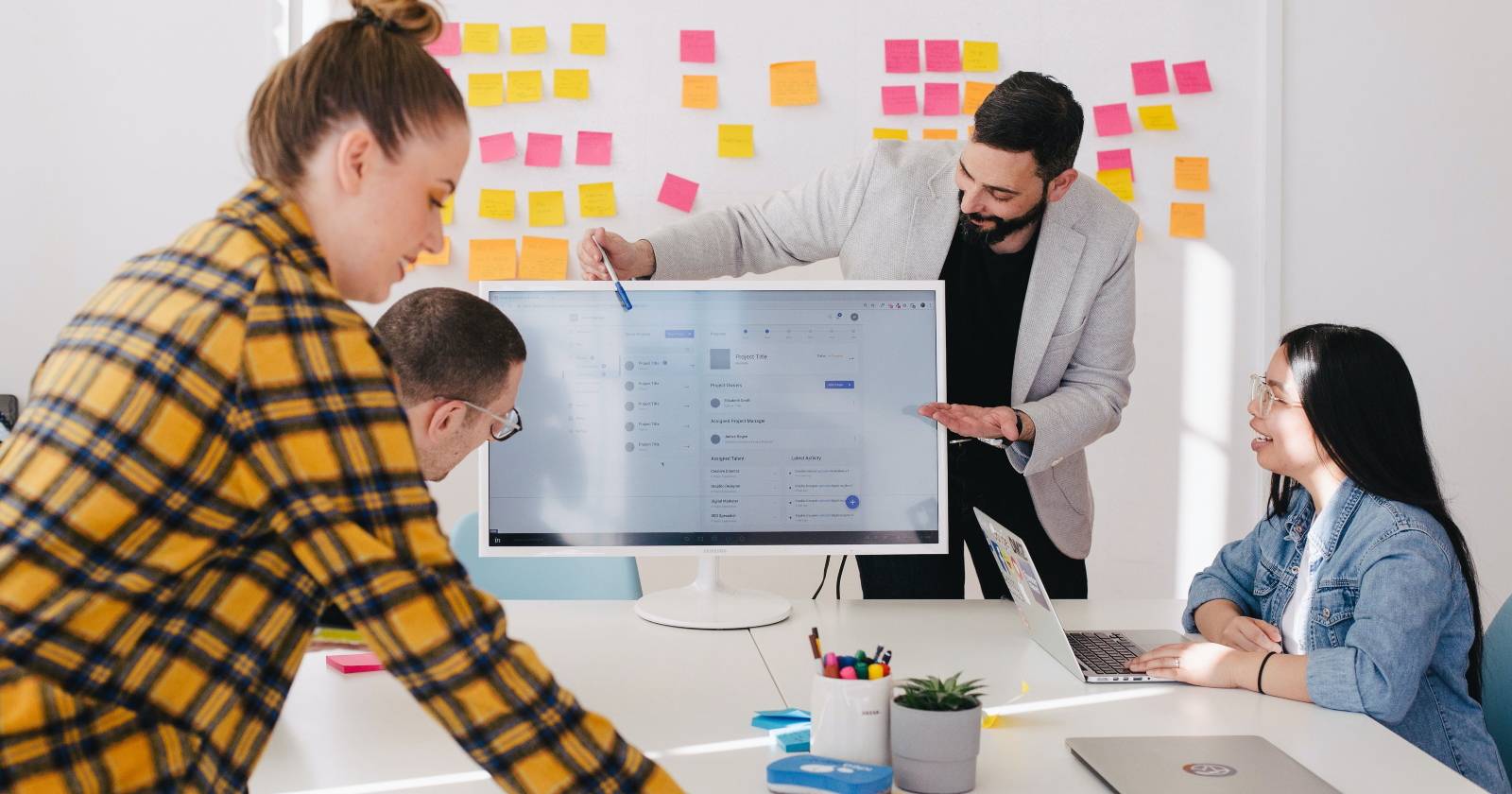 5 Free Interactive Presentation Tools You Can Try Online