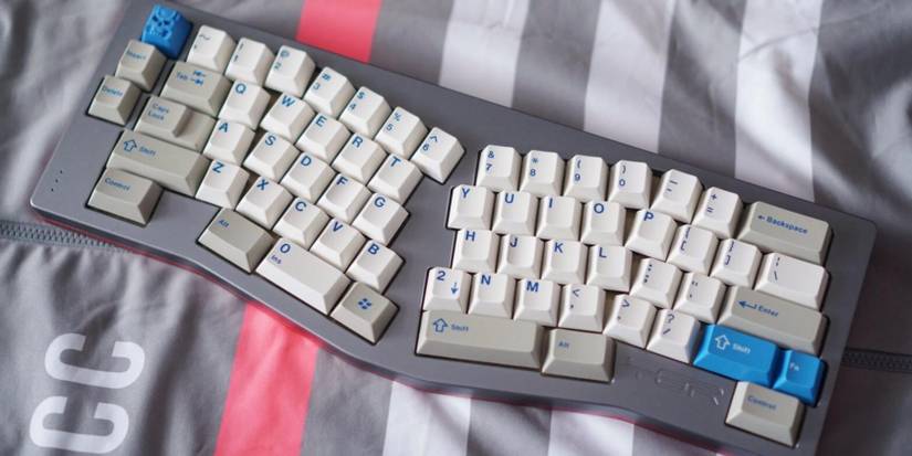 What Is an Alice-Style Mechanical Keyboard, and Can It Help You Type ...