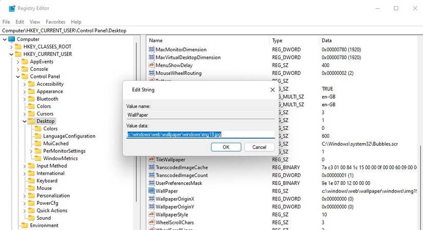 How to Find Your Current Desktop Wallpaper’s File Location in Windows 11