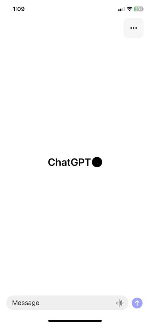 6 Reasons the ChatGPT iOS App Is Better Than the Website