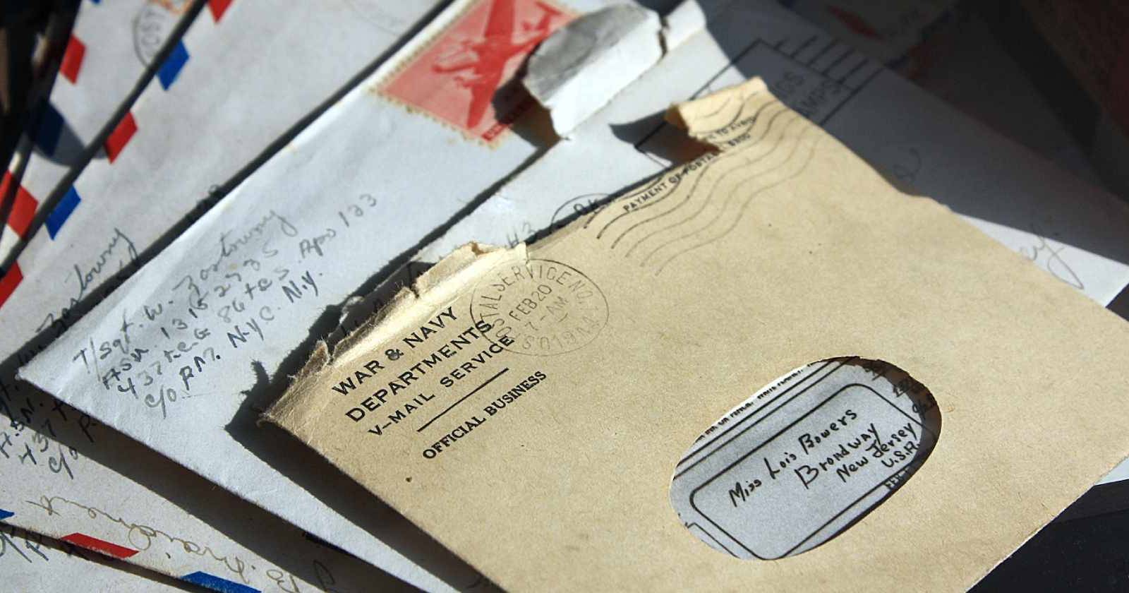 6 Entertaining Sites to Read Famous and Unsent Letters to Peek Into ...