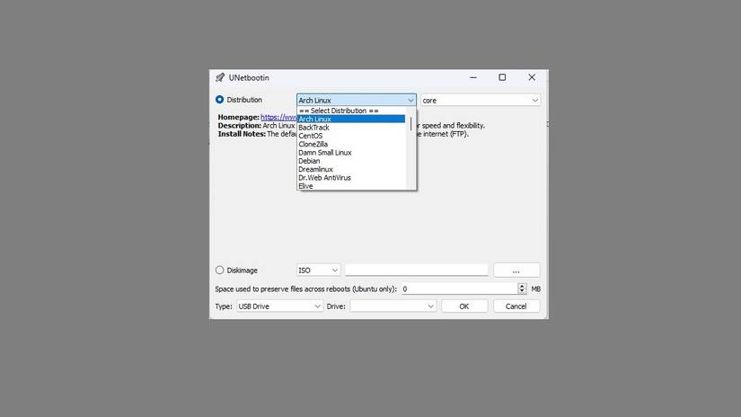 The 7 Best Tools to Create a Bootable USB From an ISO in Linux