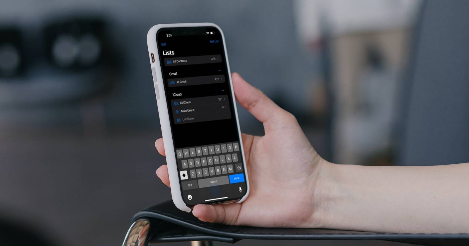 How to Use Lists to Organize the Contacts on Your iPhone