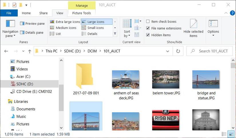 How to Import Photos From Your Camera Onto a Windows 10 PC