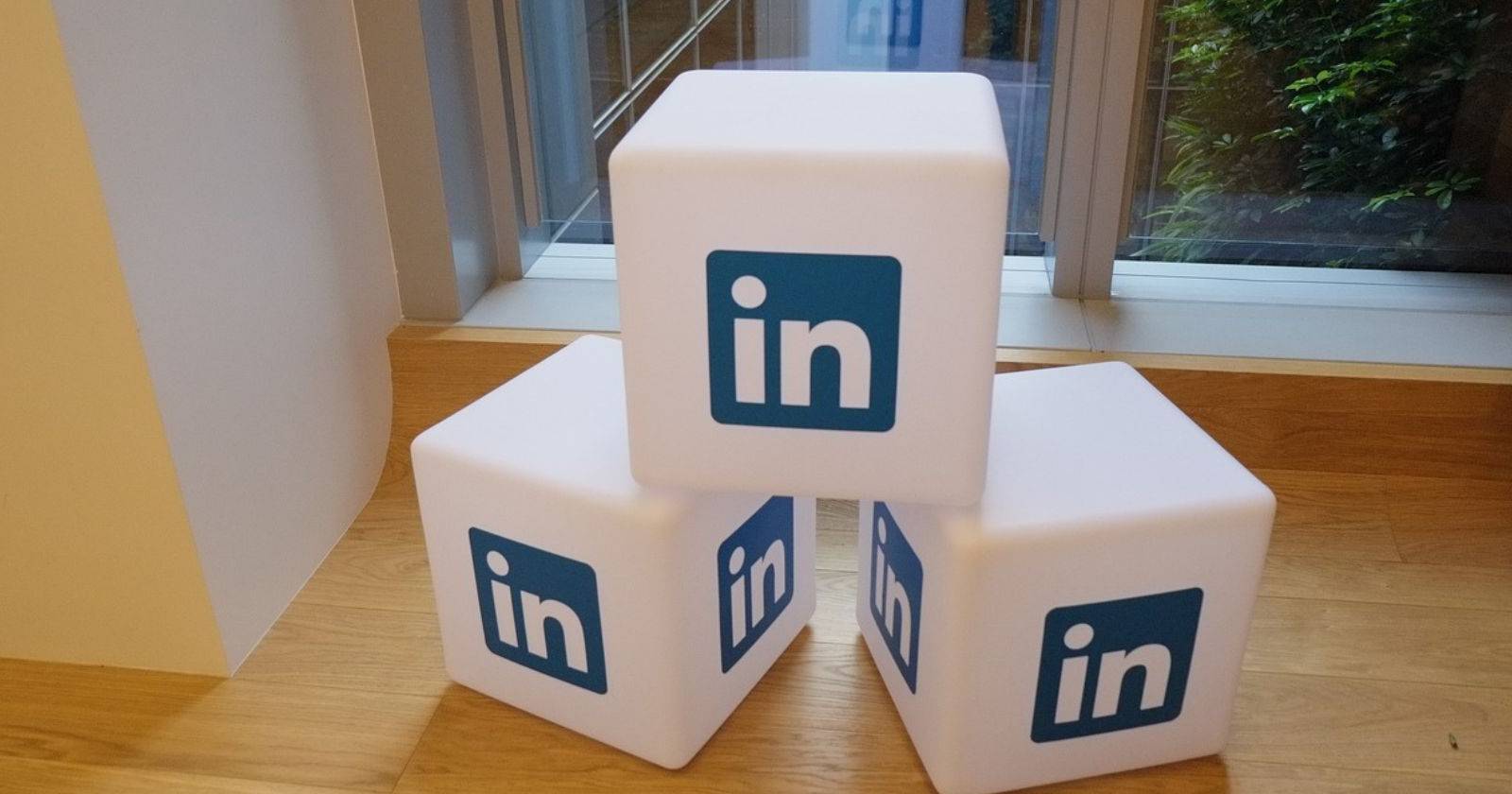 How to Save Jobs (and Find Saved Jobs) on LinkedIn