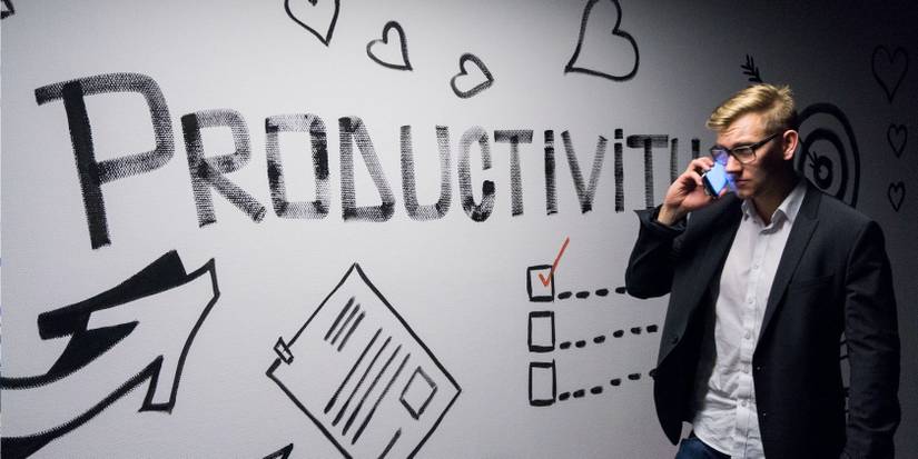 How to Develop a Career Mindset Beyond 9-to-5