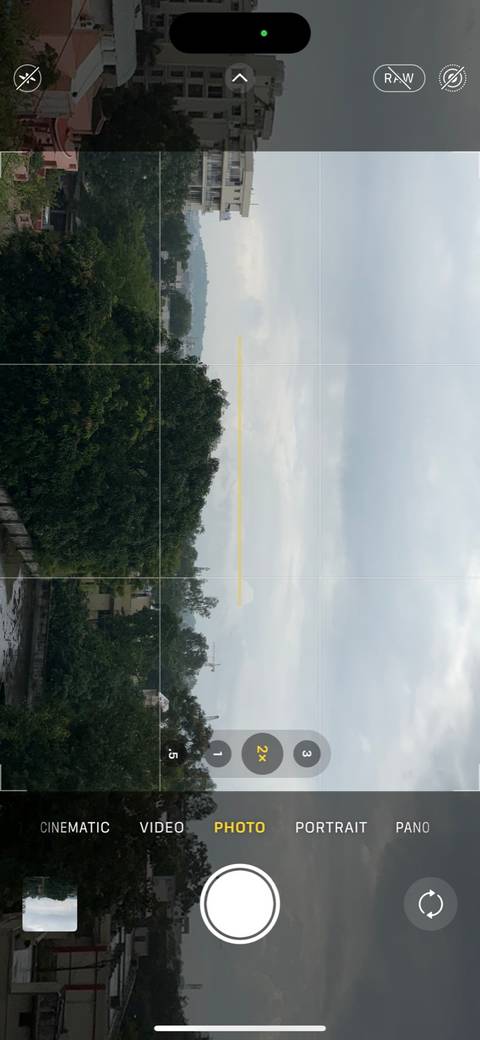 How to Use the Level Tool in Your iPhone’s Camera App to Compose Better ...