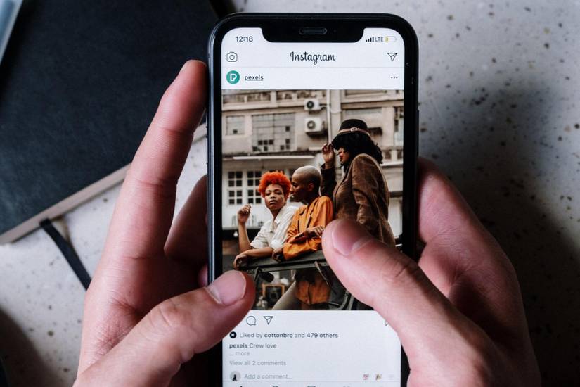 How to Protect Your Children While Posting on Social Media