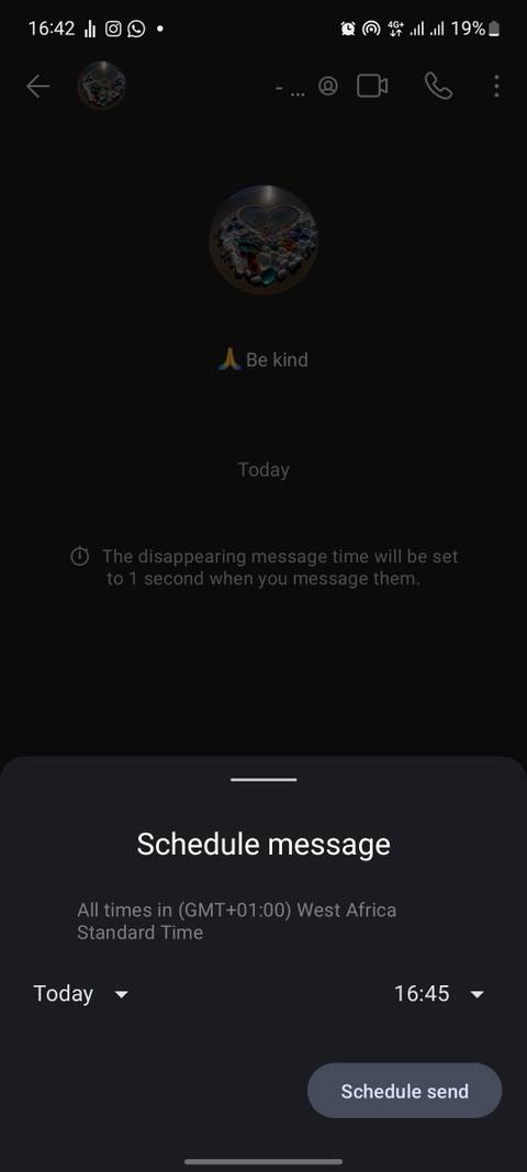 How to Schedule Messages on Signal