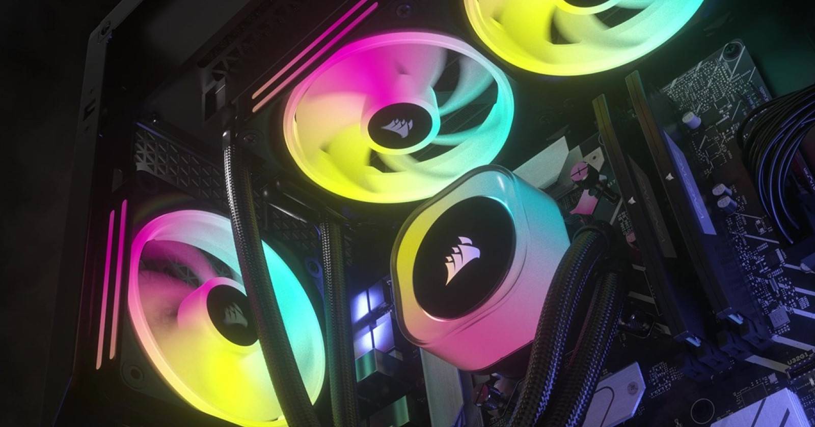 What Is Corsair's iCUE LINK? 4 Reasons to Upgrade