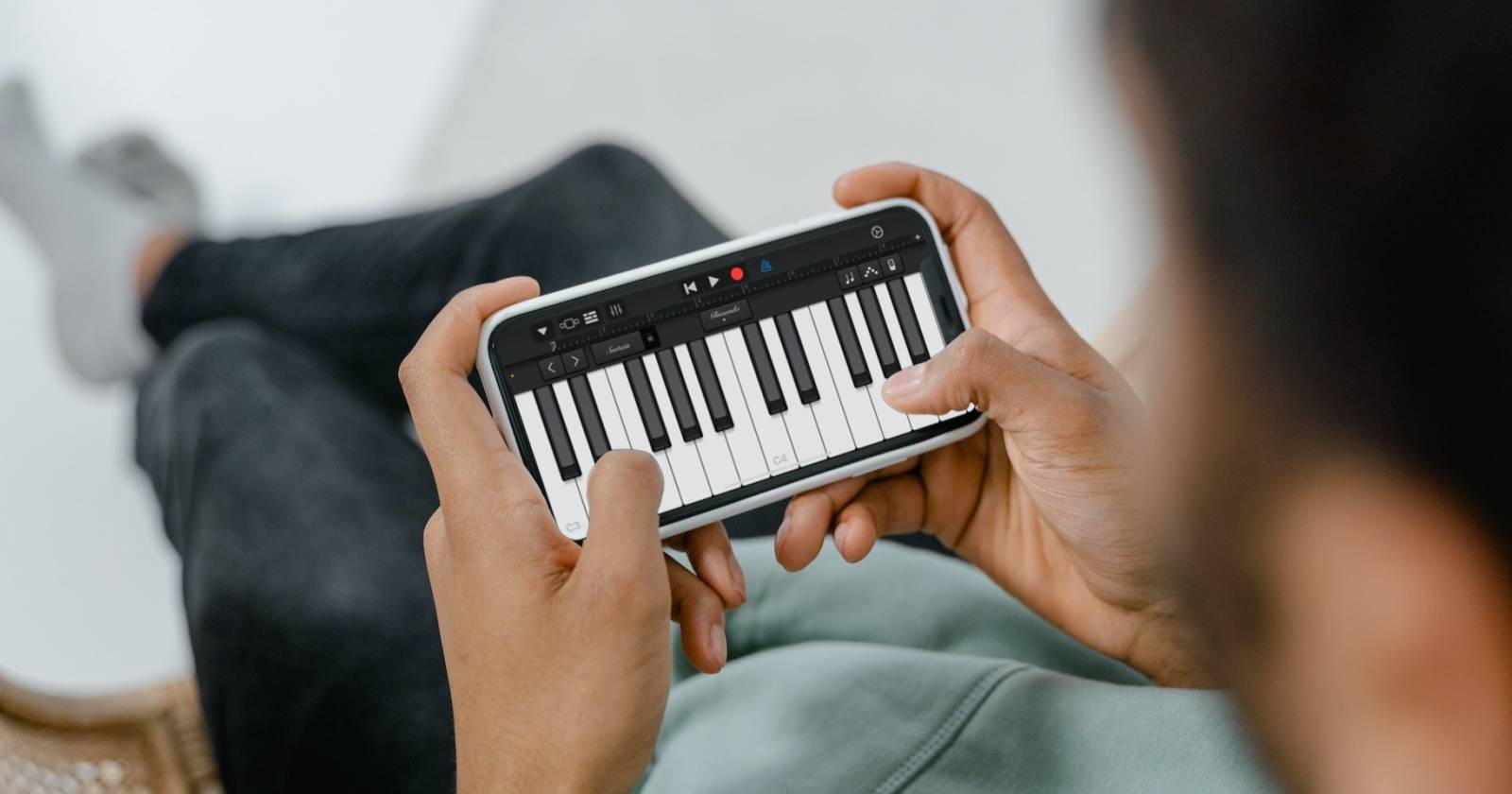 8 Awesome iPhone Exclusive Apps That You Can't Get on Android