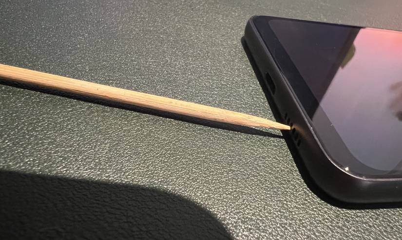 The Ultimate Guide to Cleaning Your Smartphone