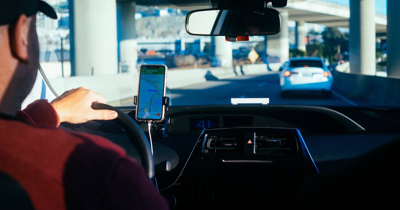 How to Book a Group Ride Using the Uber App