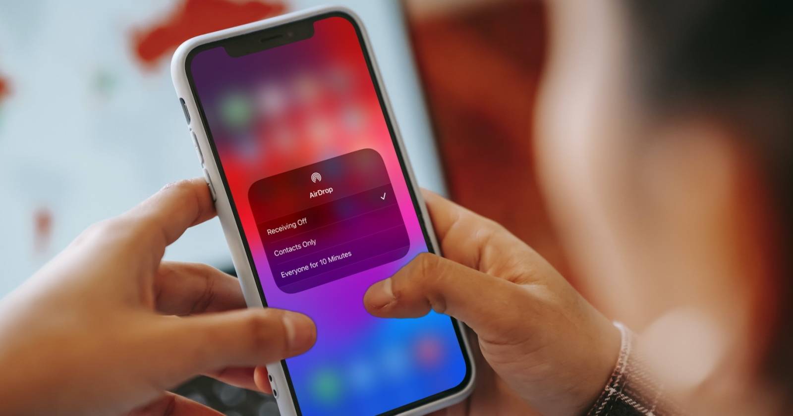 AirDrop Not Working? Fix It Fast With These 16 Tips