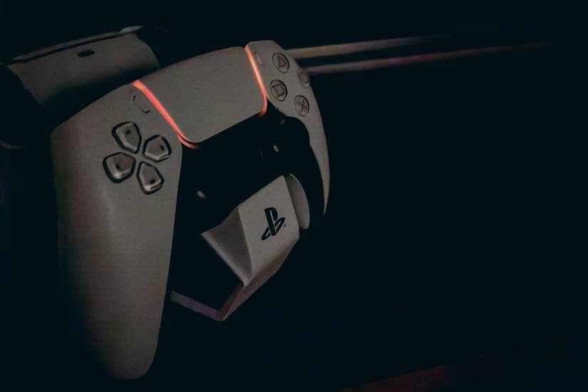 The Best PS5 DualSense Controller Chargers of 2024
