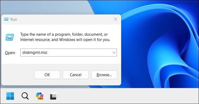 SD Card Reader Won't Show in File Explorer? Here's How to Fix It