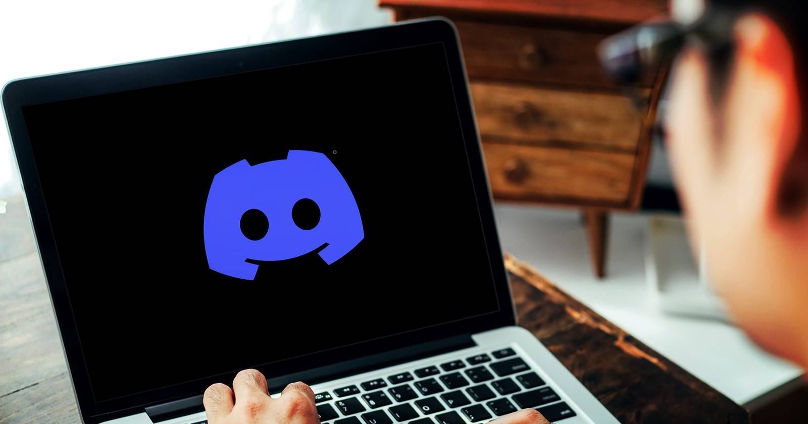 How to Add a Spoiler Tag to Text and Images on Discord