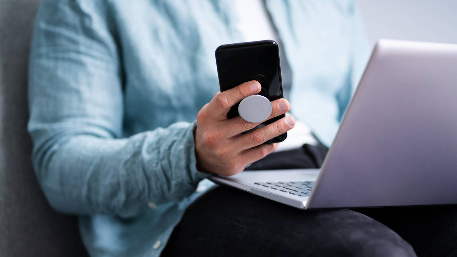 10 Cheap and Handy Smartphone Accessories I Wish I'd Bought Earlier