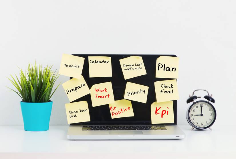 Here's My Weekly Review Method for Consistently Crushing My To-Do List