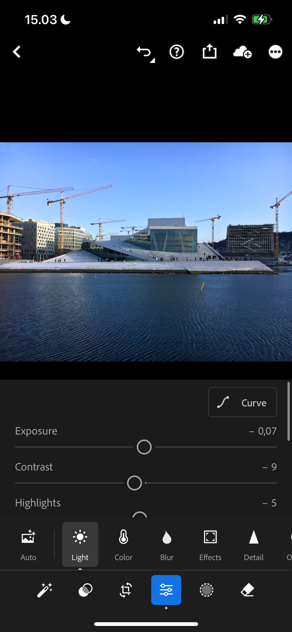 Here's How I Fix Overexposed Photos on My Smartphone