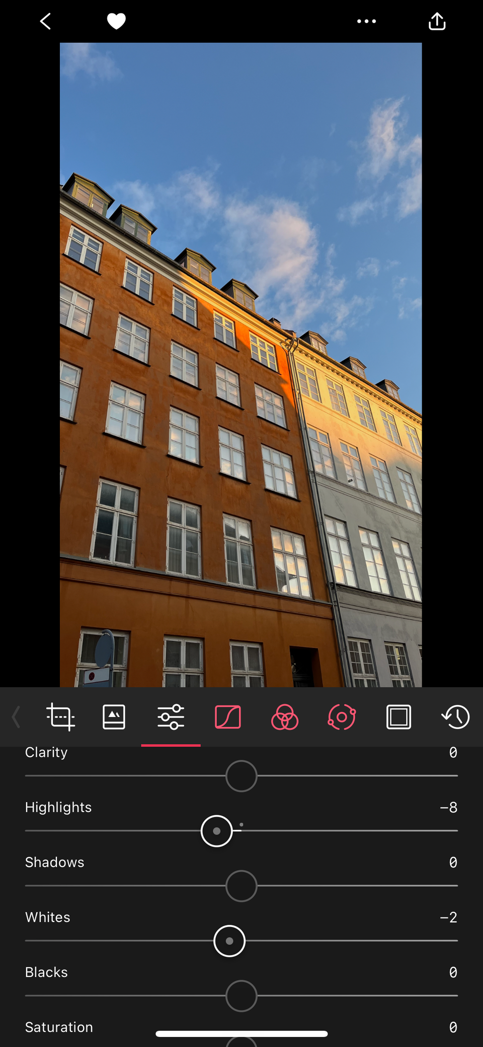 Here's How I Fix Overexposed Photos on My Smartphone