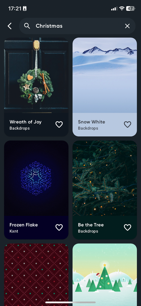 I Use These 5 Apps to Find Christmas-Themed Wallpapers