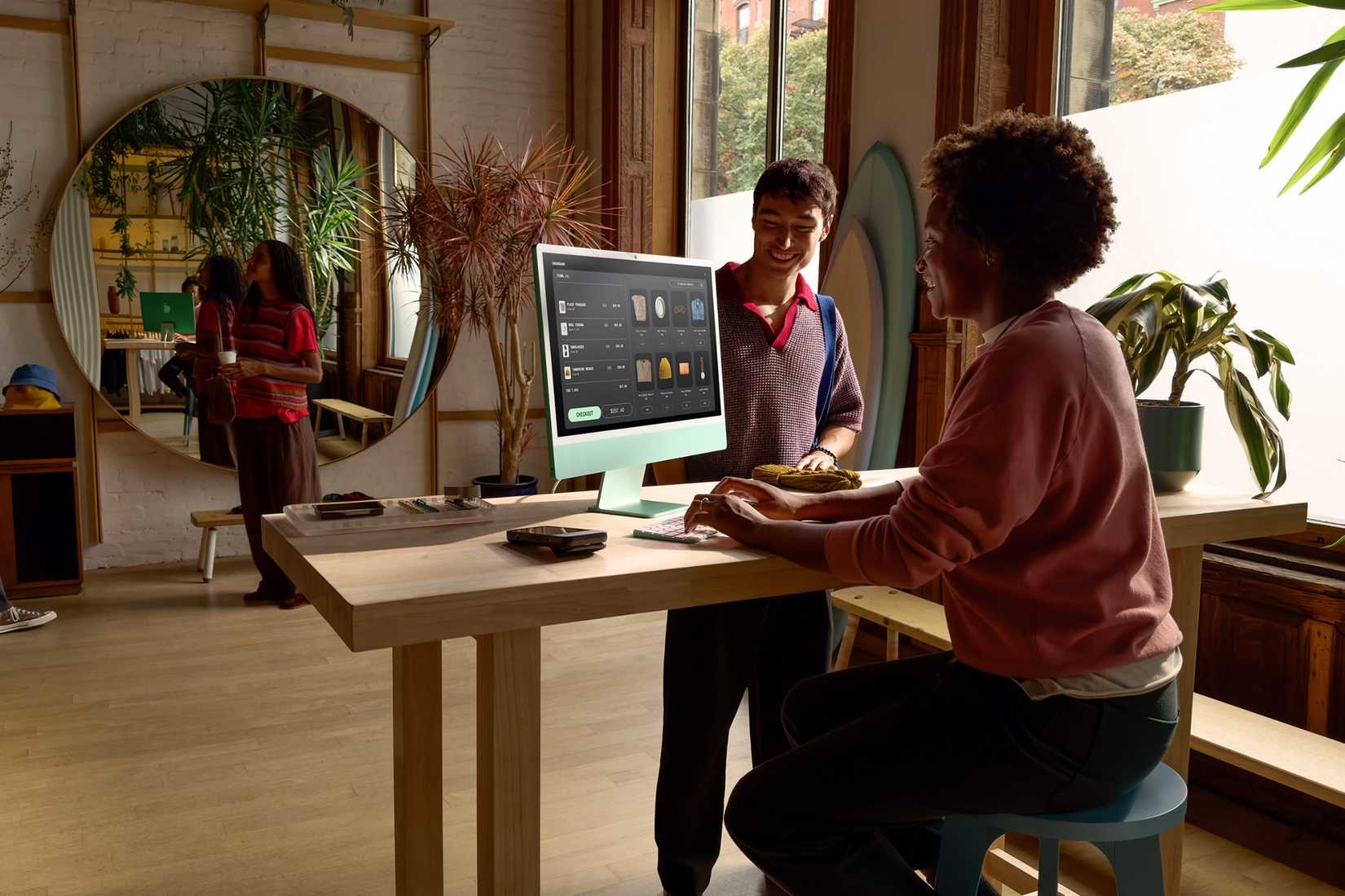 Why I’d Buy an iMac Over an All-in-One Windows Desktop