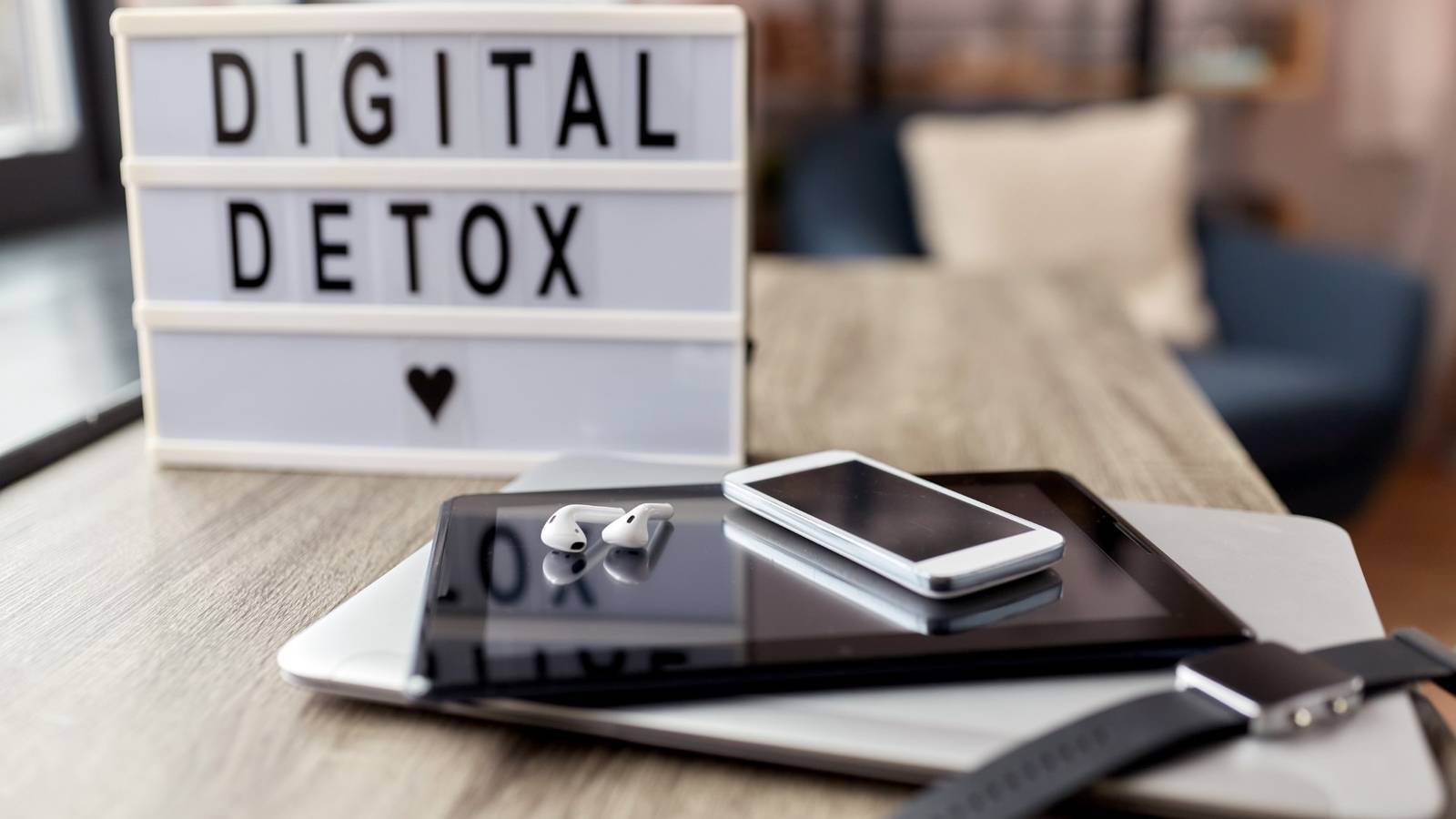 How I Make Time to Digitally Detox During the Holidays