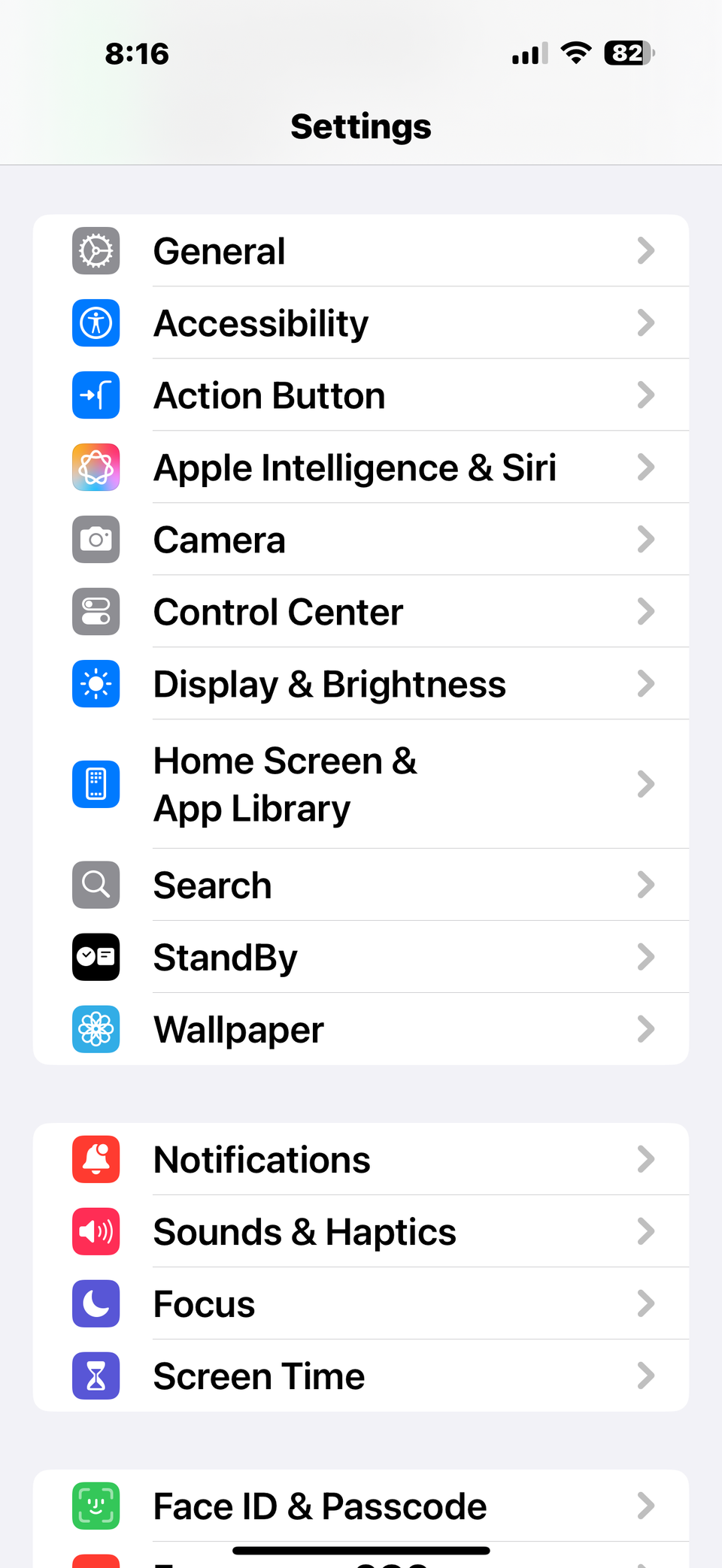 This Trick Lets You Take Screenshots With Your iPhone's Action Button
