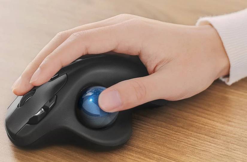 I Started Using a Trackball and Will Never Switch Back to a Mouse