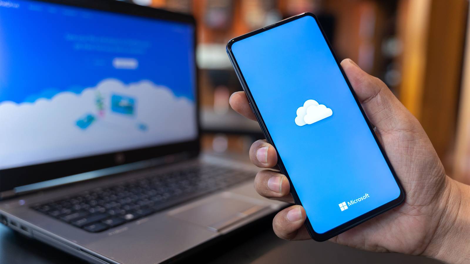 Why I Switched From Google One to Microsoft OneDrive for My Cloud ...